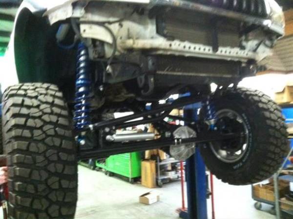 Photo Gallery - Tacoma Straight Axle Kit